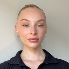 Experienced Chiropractors Dr. Ryan Harrod, Dr Kay Kong, Dr Talisa Wong